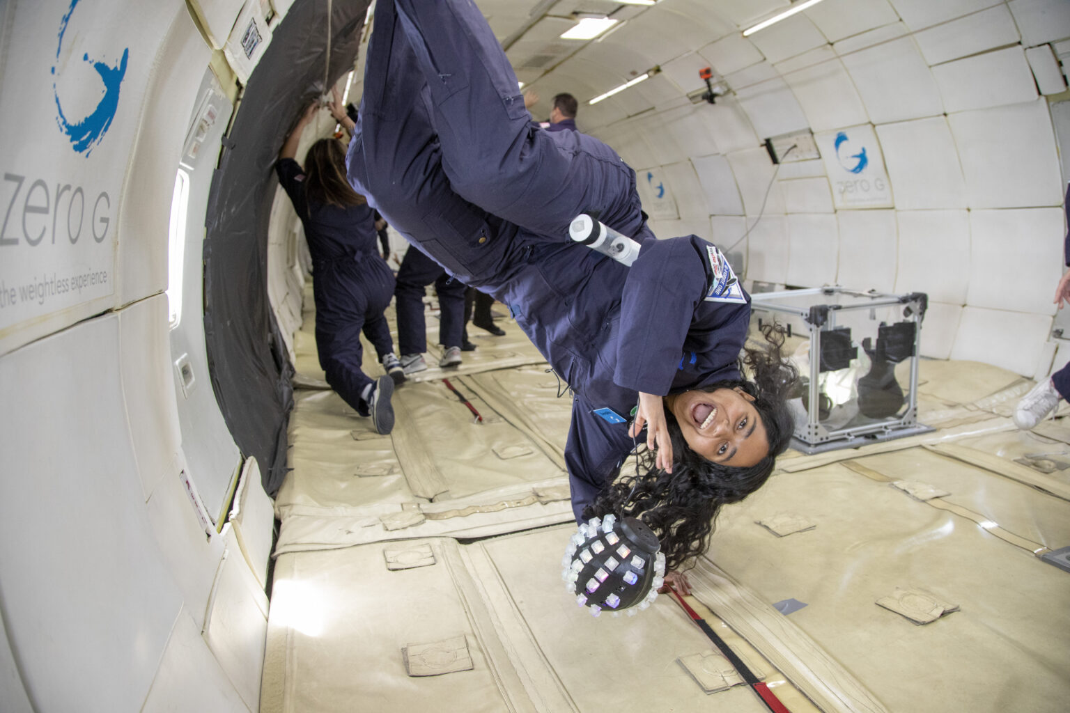 Student work tested on zero-gravity flight - Master in Design ...